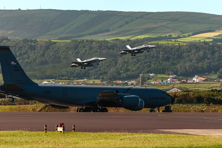 Air bases outside the US (Lajes in Terceira Island, Azores) are not ...