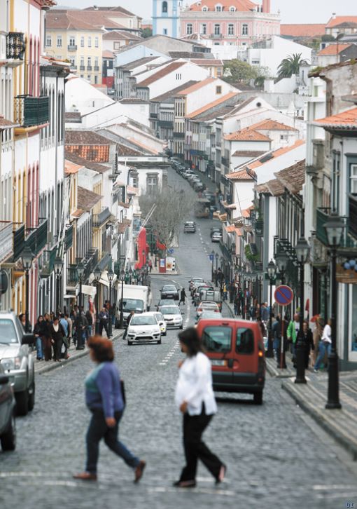 The Azores has the highest risk in Portugal for absolute poverty ...